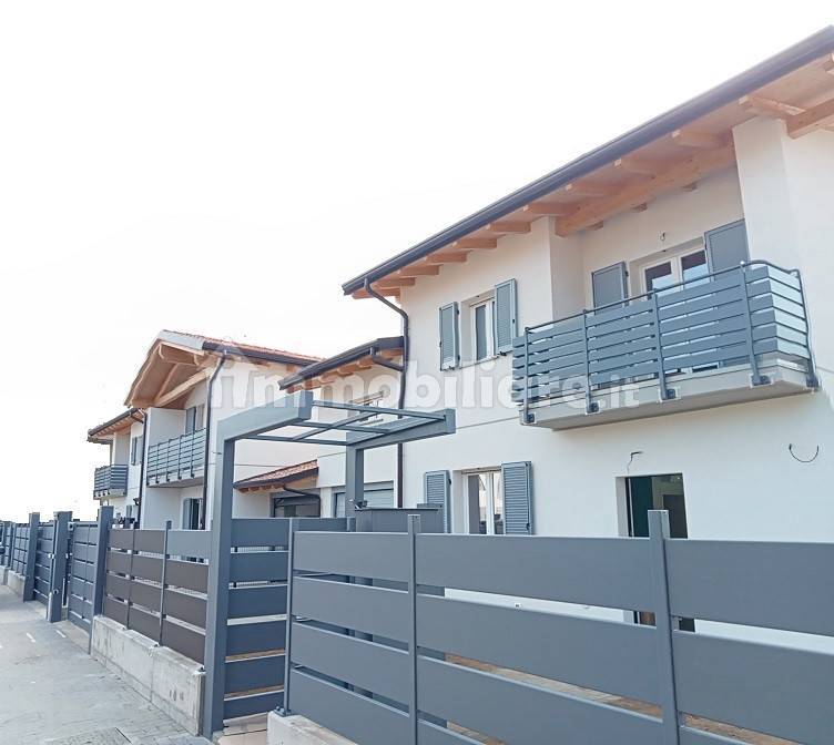 Bilocale viale Giuseppe Mazzini, Trivolzio