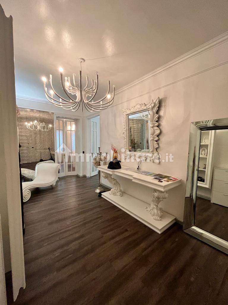 Appartamento via principe amedeo, Centro, Mantova