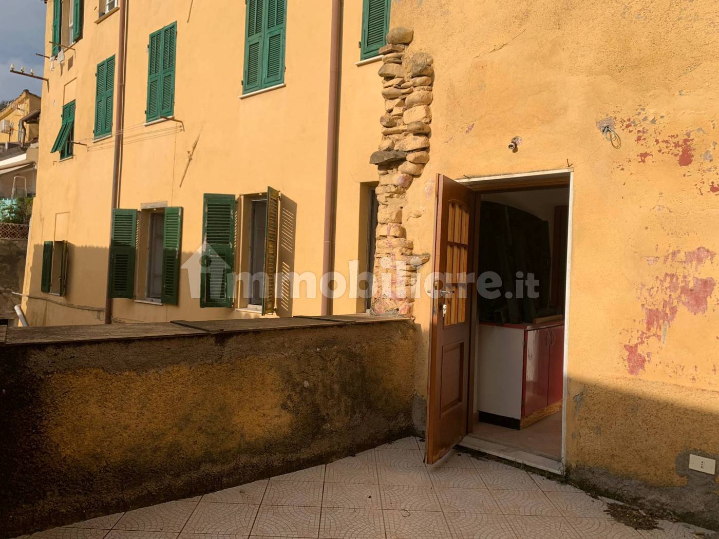 Appartamento piazza Doria, Centro, Taggia