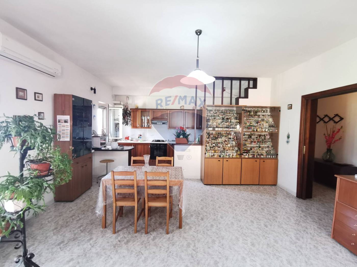 Appartamento via Giulio Menna 8, Centro, Palombaro