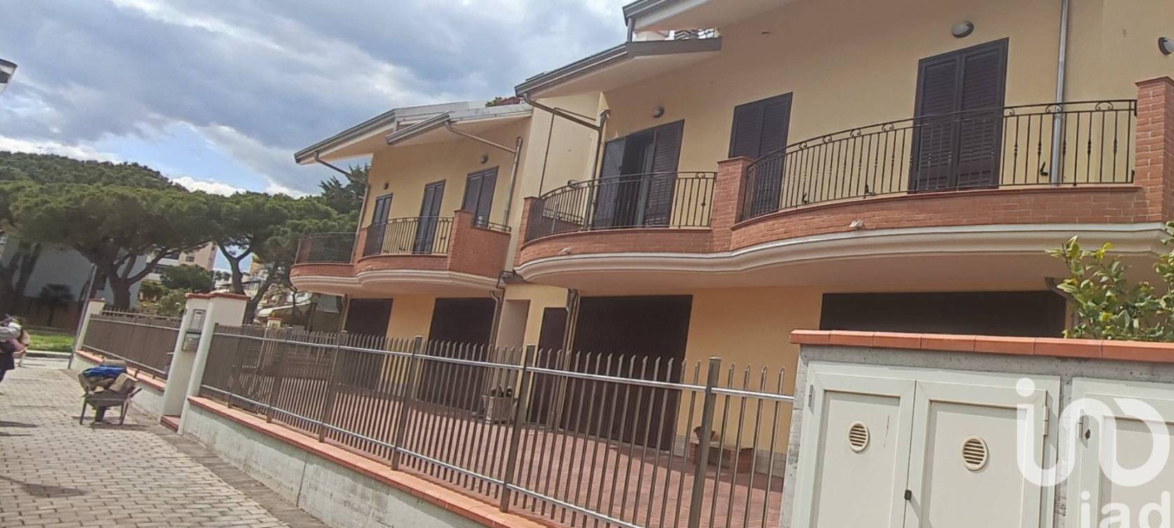 Appartamento via Dei Pini 3, Centro, Giulianova