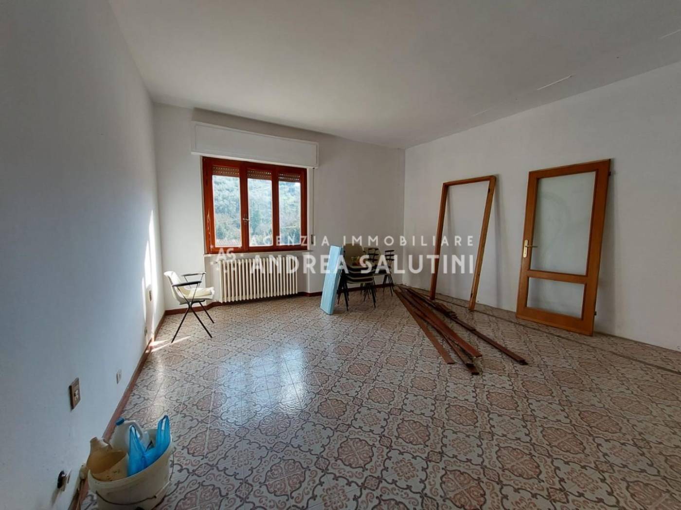 Appartamento buono stato, secondo piano, Centro, Buti