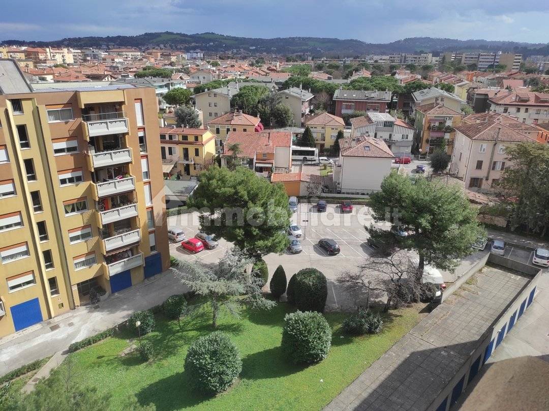 Quadrilocale via Milazzo, Pantano, Pesaro