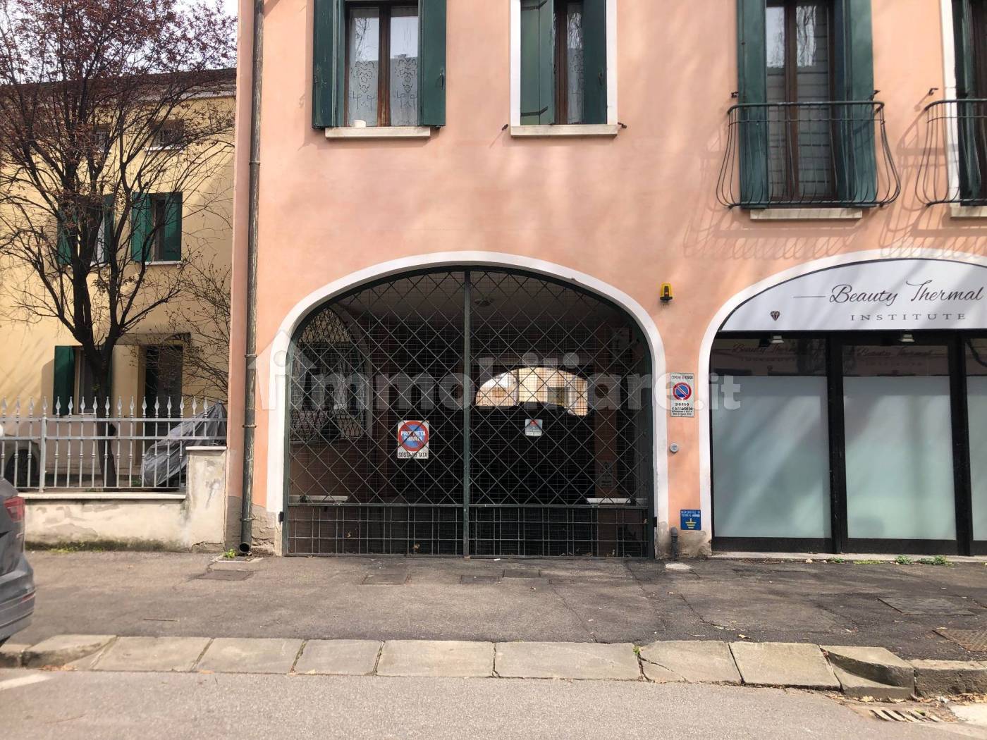 Garage - Box in Vendita