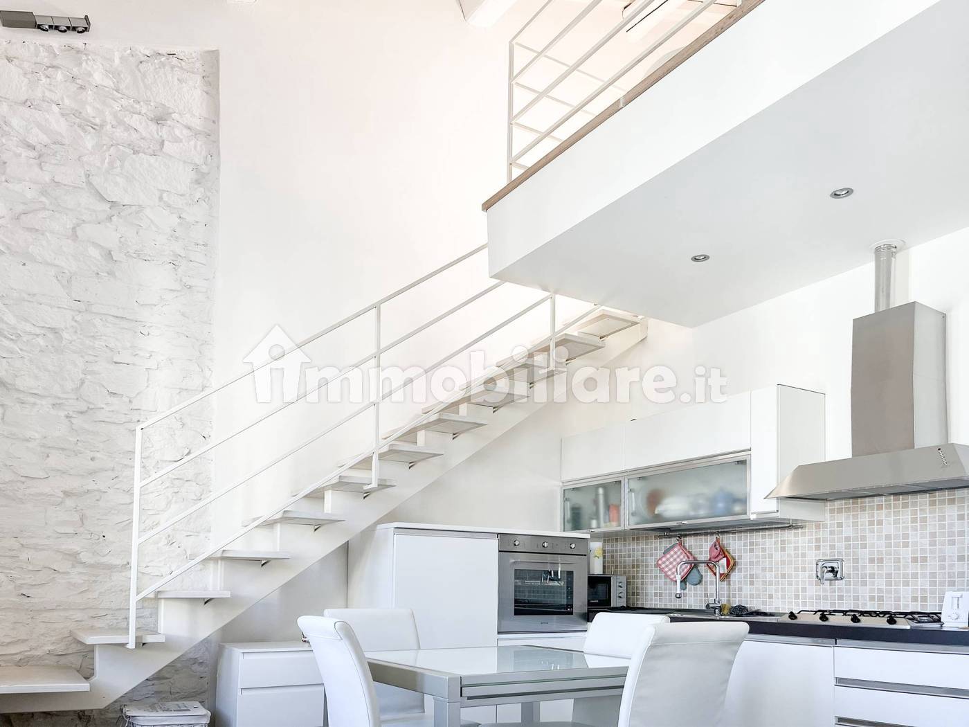 Trilocale via Gabriele D'Annunzio 24, Coverciano, Firenze