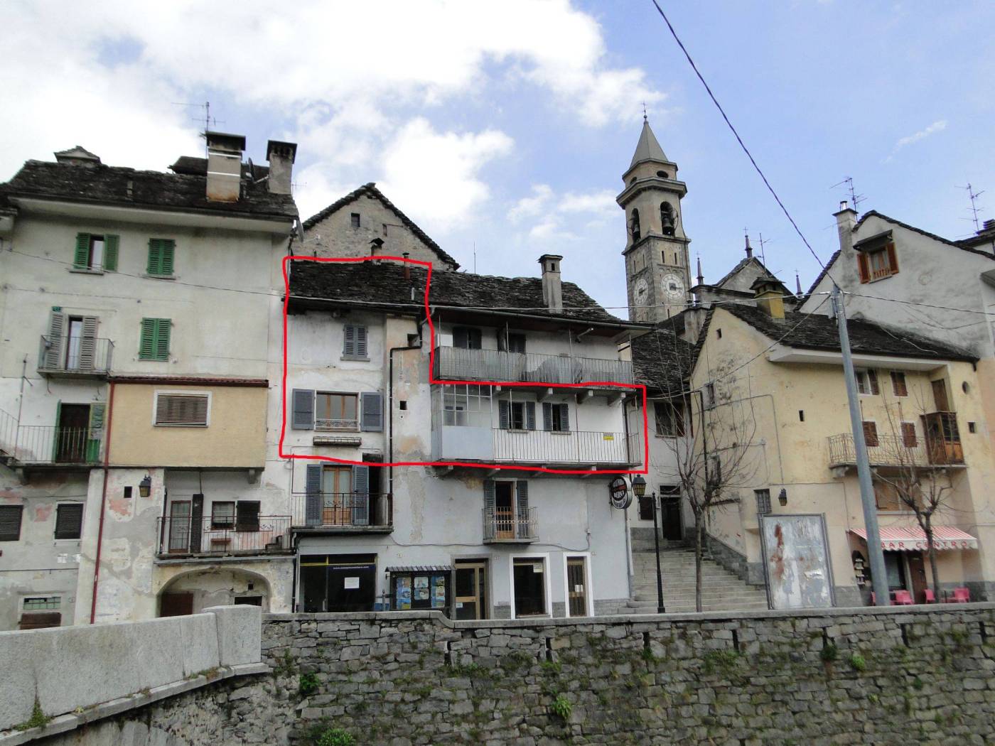 Trilocale piazza della Torre 5, Centro, Varzo