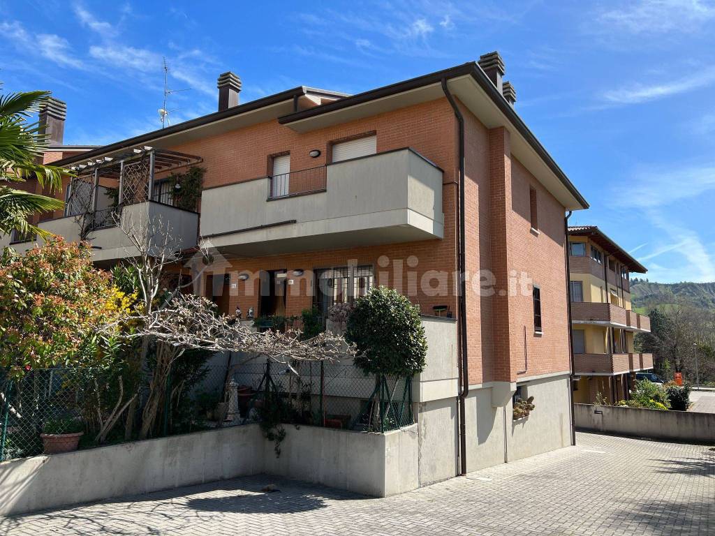 Vendita Villa a schiera in via Viara 5476 Castel San Pietro Terme ...