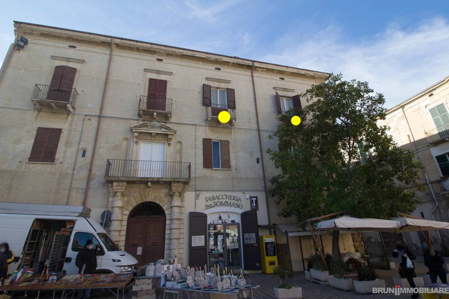 Appartamento piazza San Tommaso, 18, Centro, Ortona