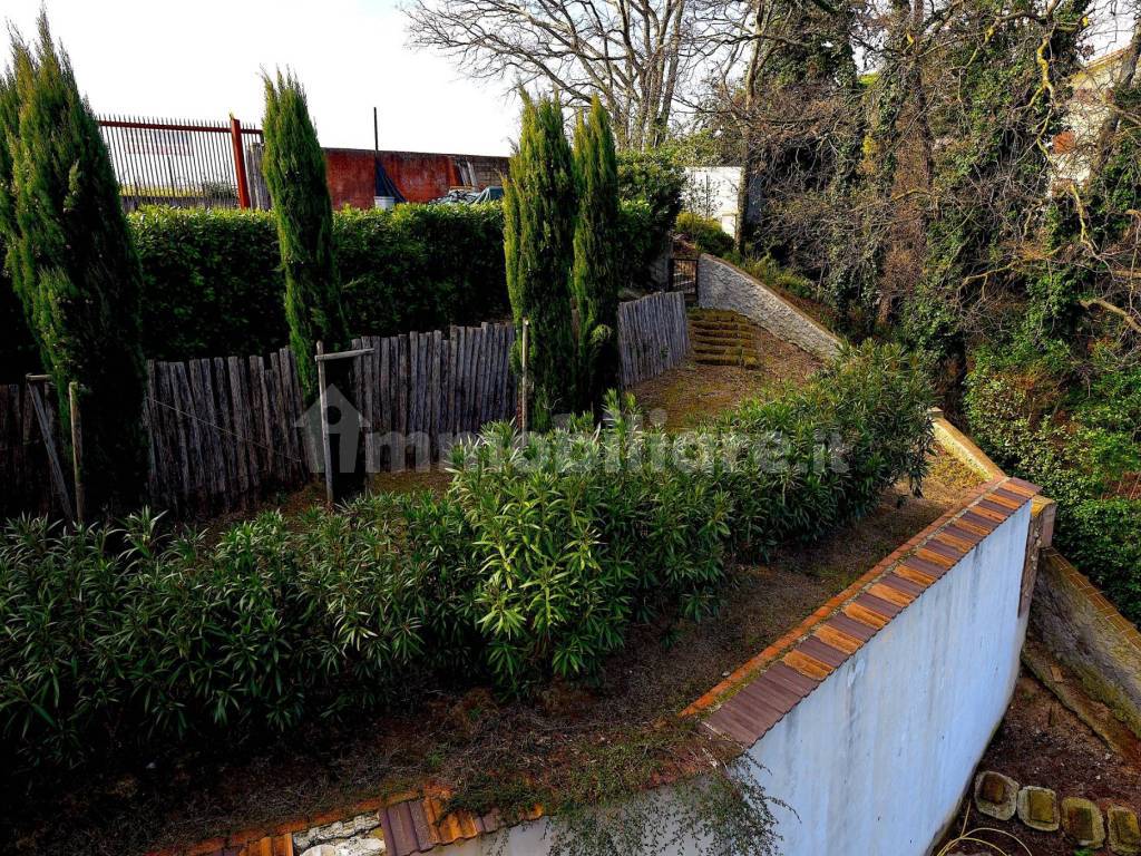 Vendita Villa unifamiliare in via di Vallelunga 46 Capena. Buono stato ...