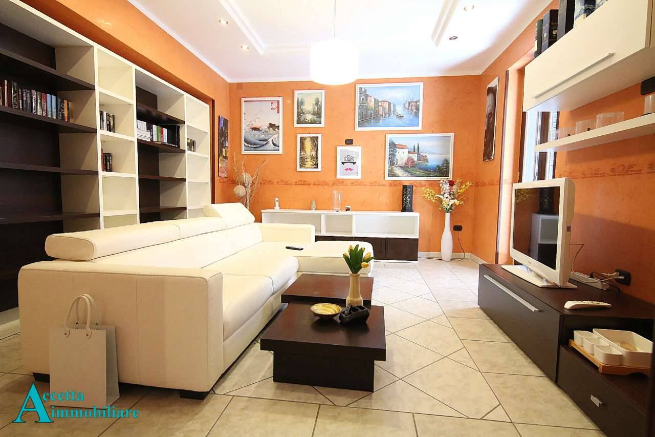 Trilocale via Monfalcone, Borgo, Taranto