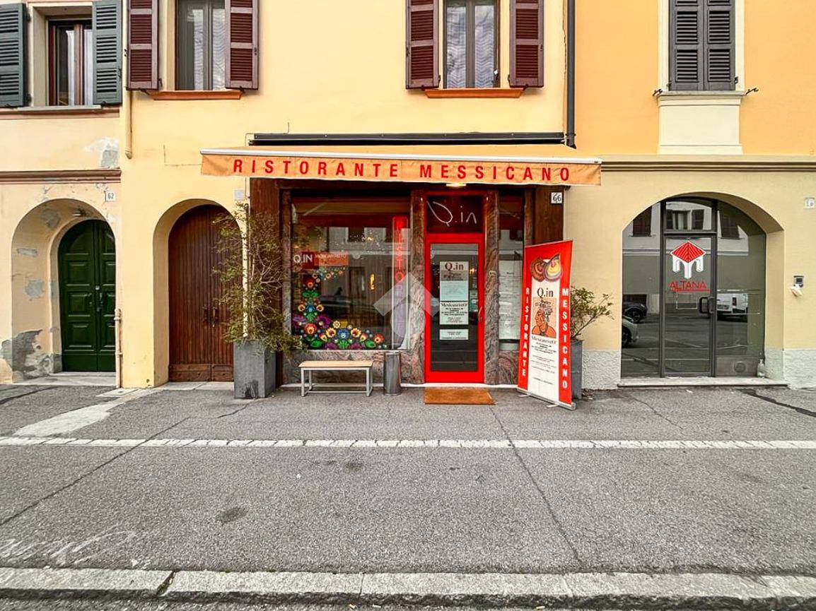 Locale commerciale in Vendita