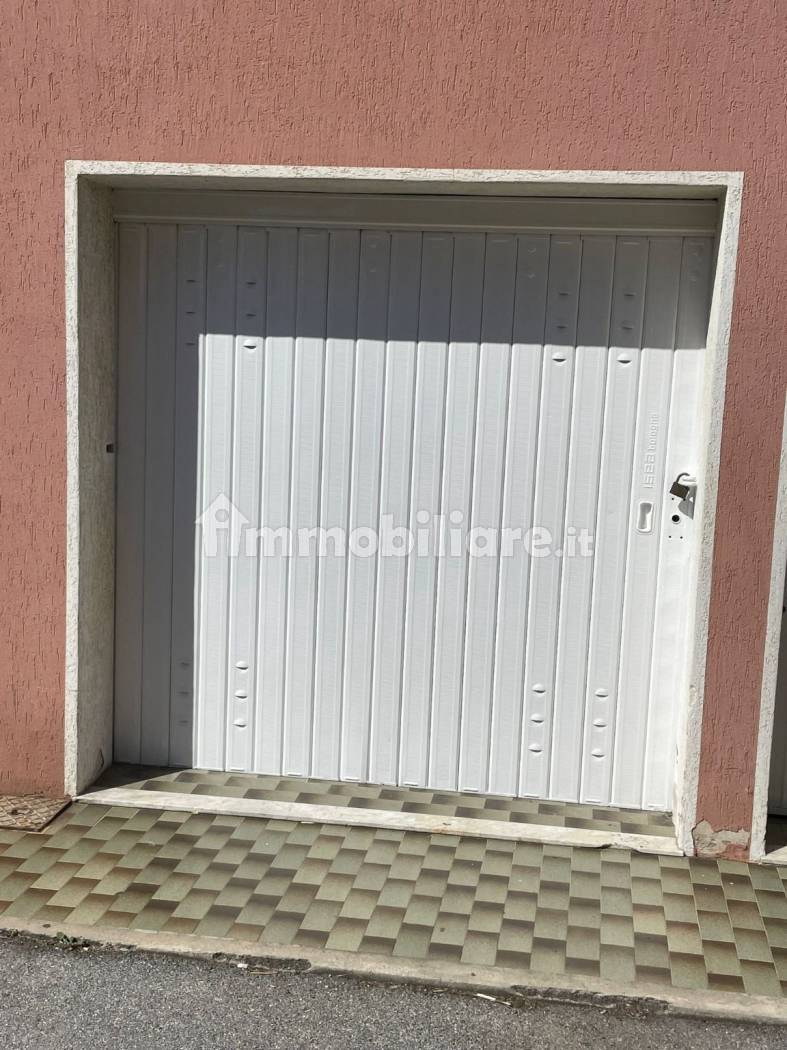 Garage - Box in Vendita