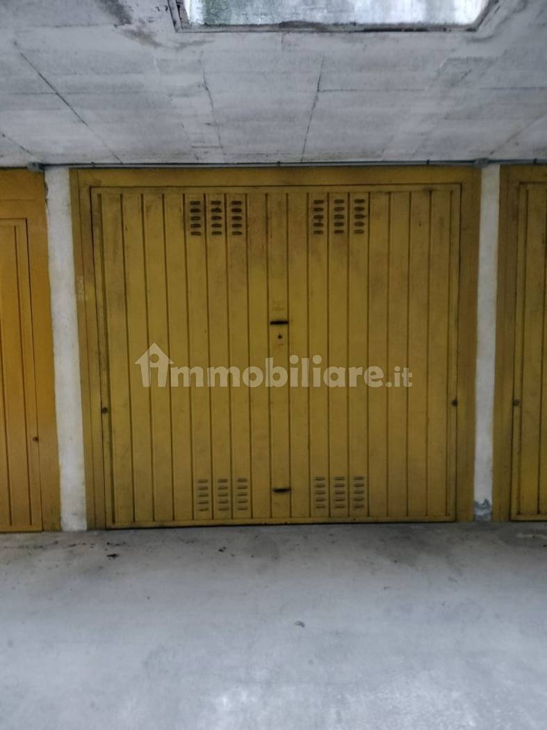 Garage - Box in Vendita