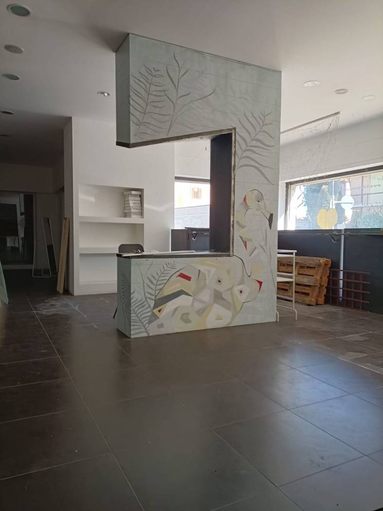 Locale commerciale in Vendita