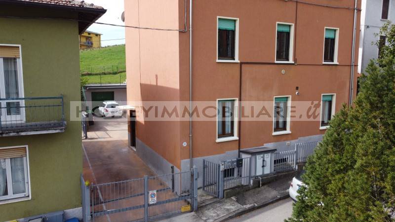 Trilocale via Vittorio Bottego 33, Centro, Salsomaggiore Terme