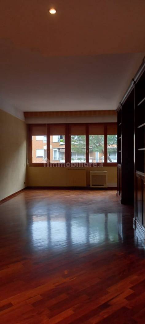 Appartamento buono stato, terzo piano, Repubblica, Prato