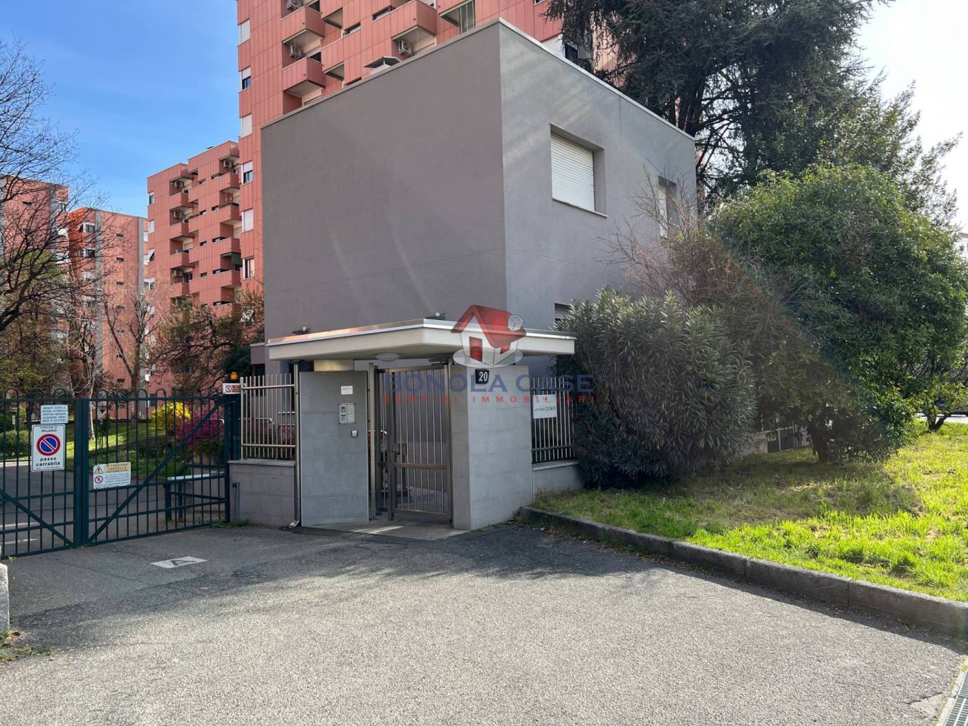 Trilocale via Antonio Cechov 20, Gallaratese, Milano