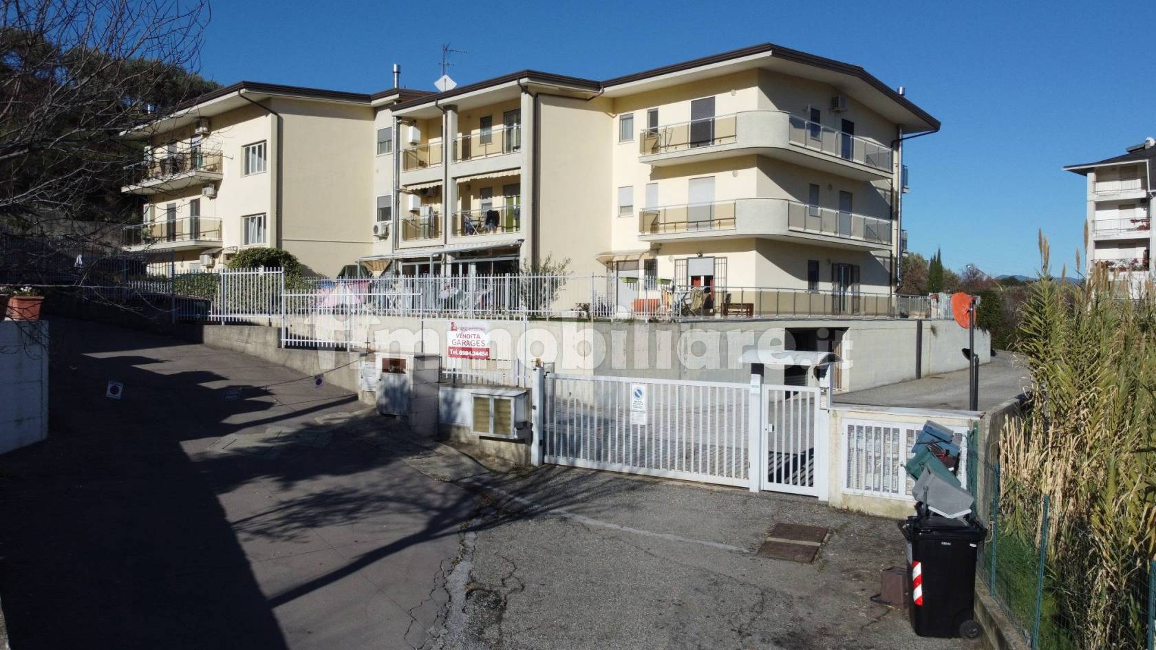 Garage - Box in Vendita