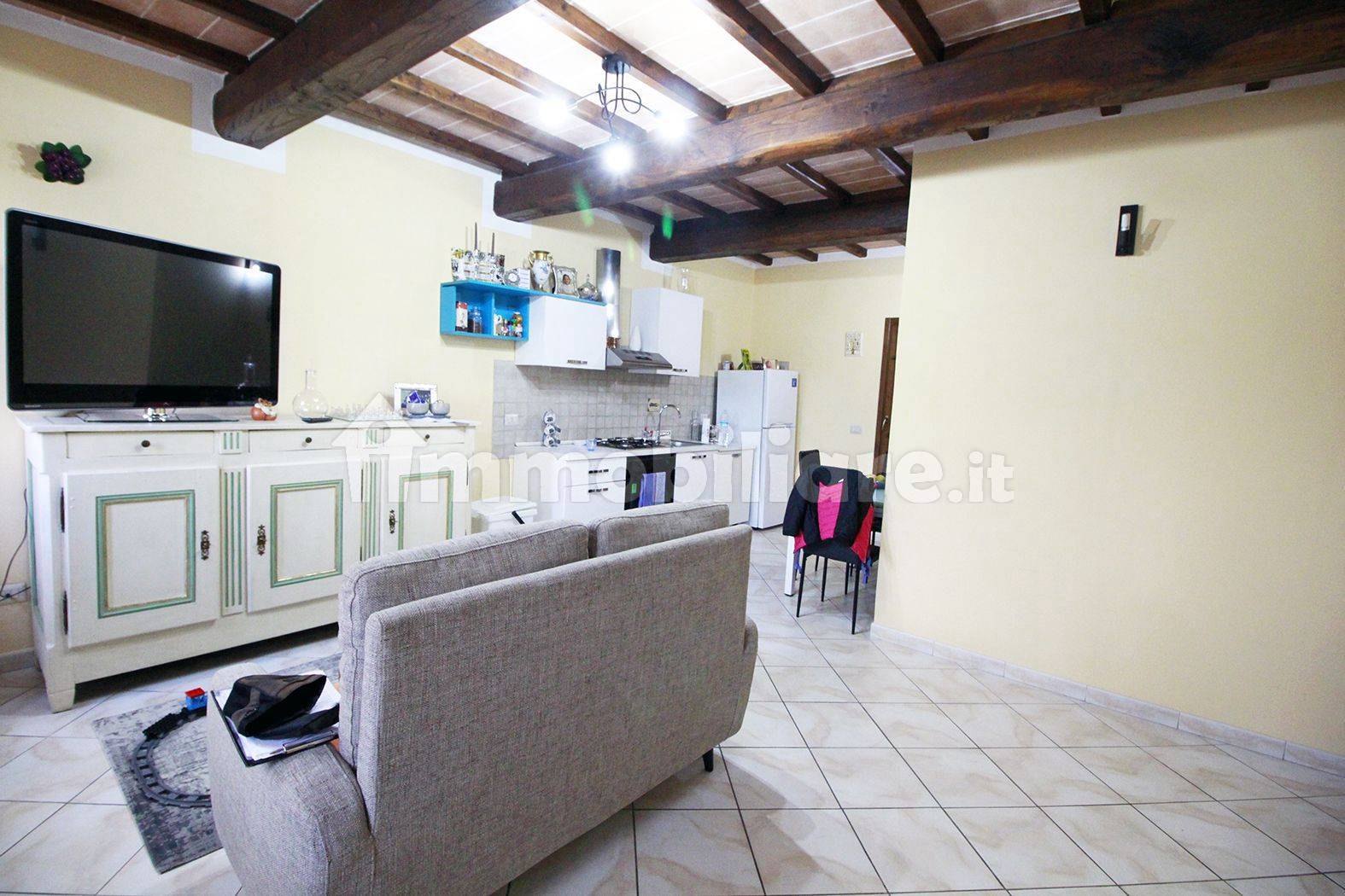 Trilocale via dei Bocchi 333, Segromigno - San Colombano, Capannori