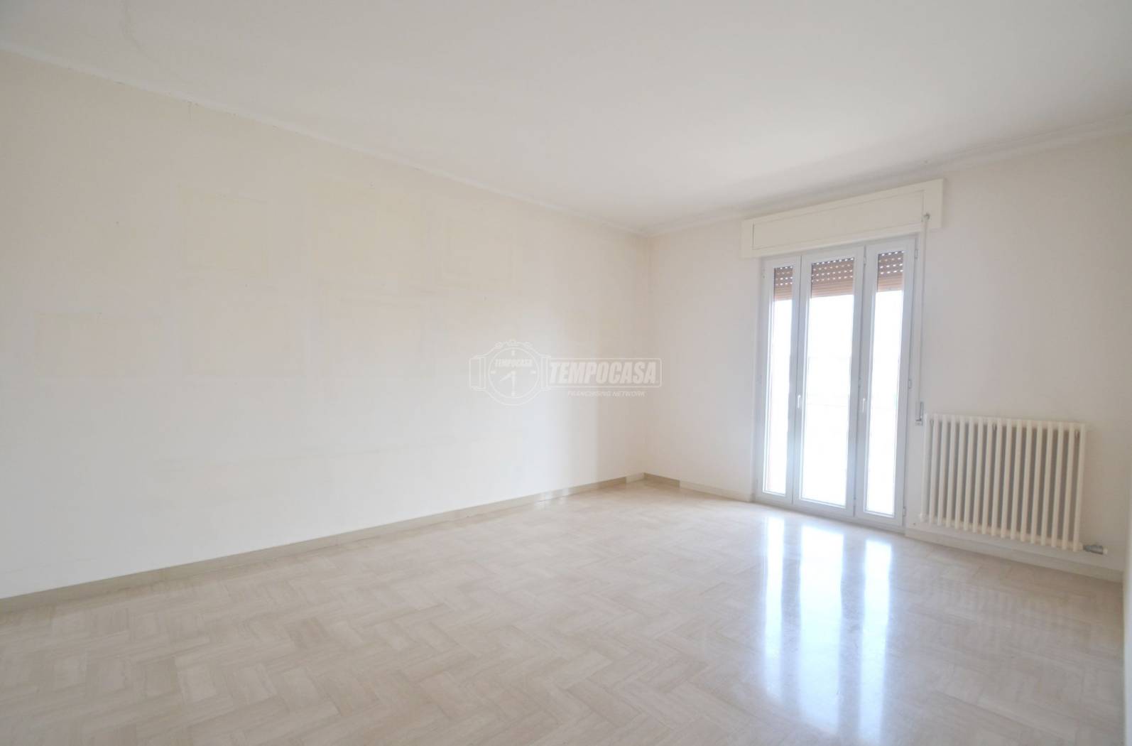 Quadrilocale via Lino Salvatore Eramo, Centro, Gioia del Colle