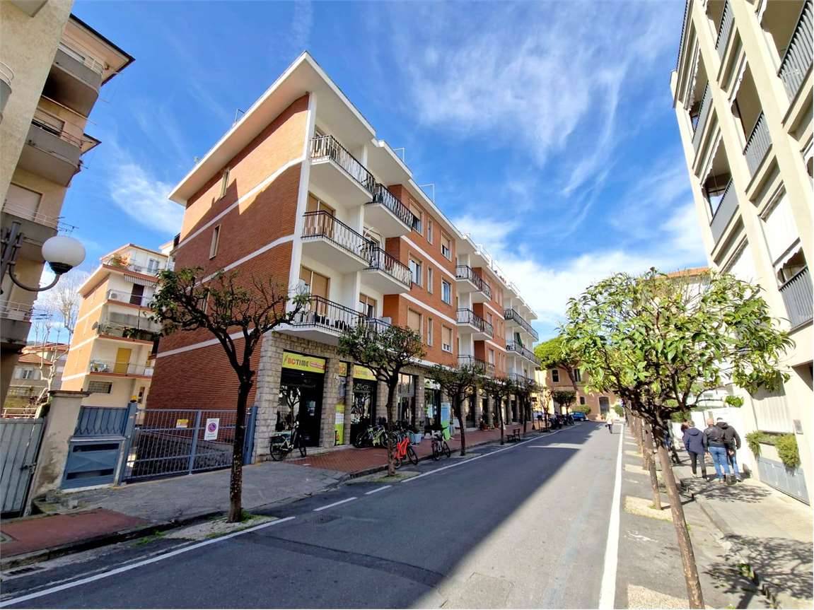 Bilocale via milano, Centro, Diano Marina