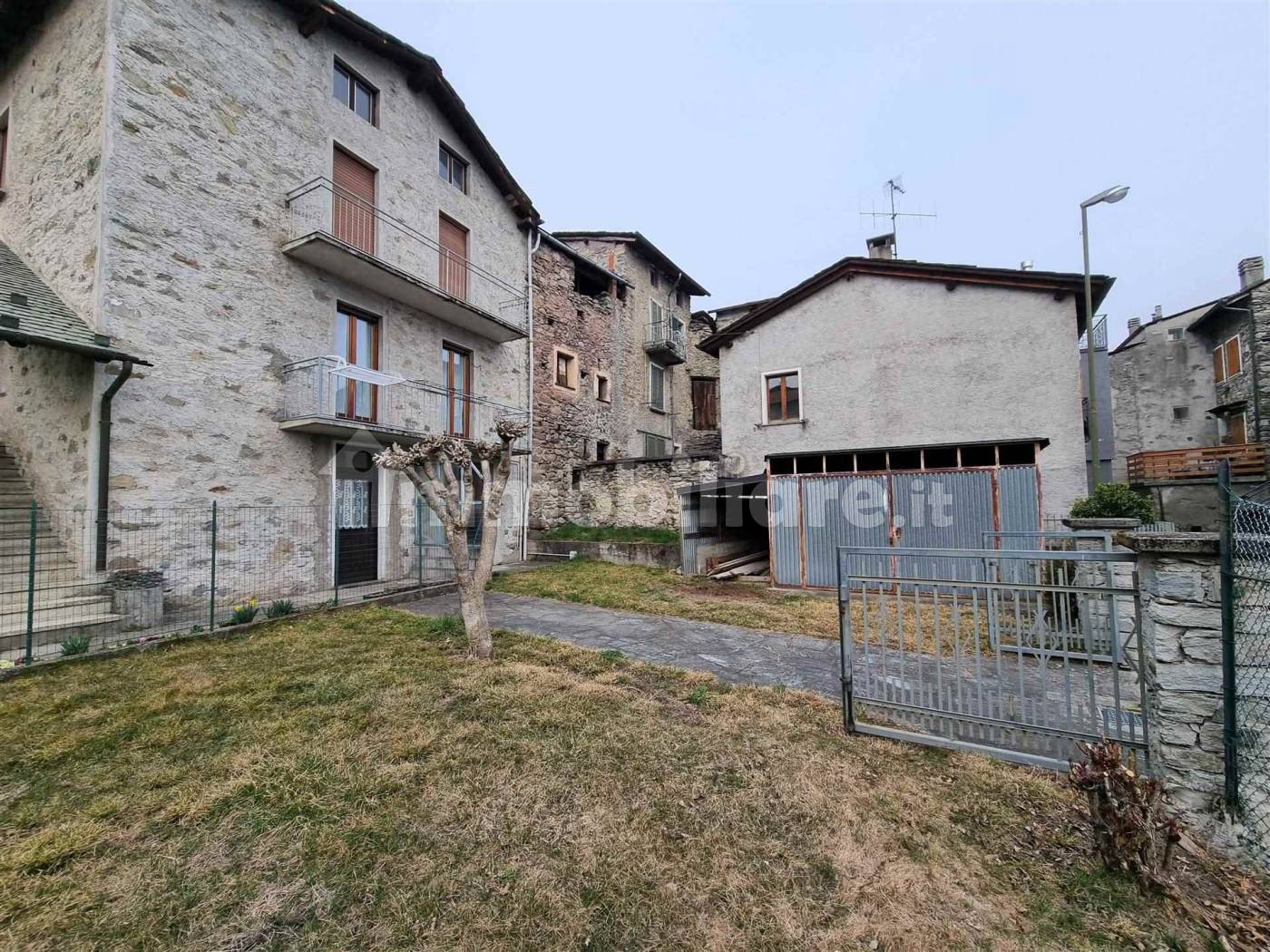 Appartamento via Crapel, Triangia, Sondrio