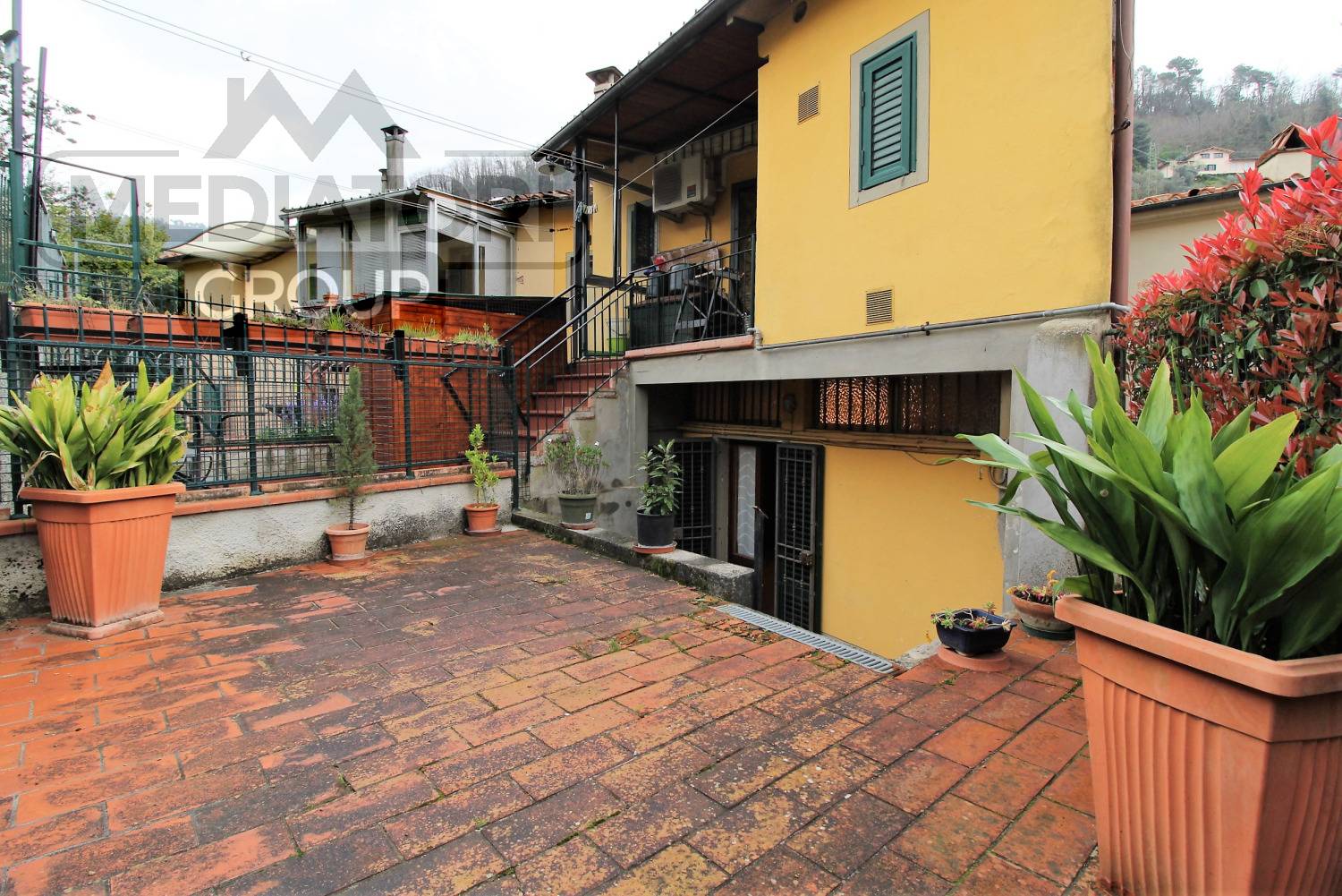 Trilocale buono stato, primo piano, Centro, Pescia