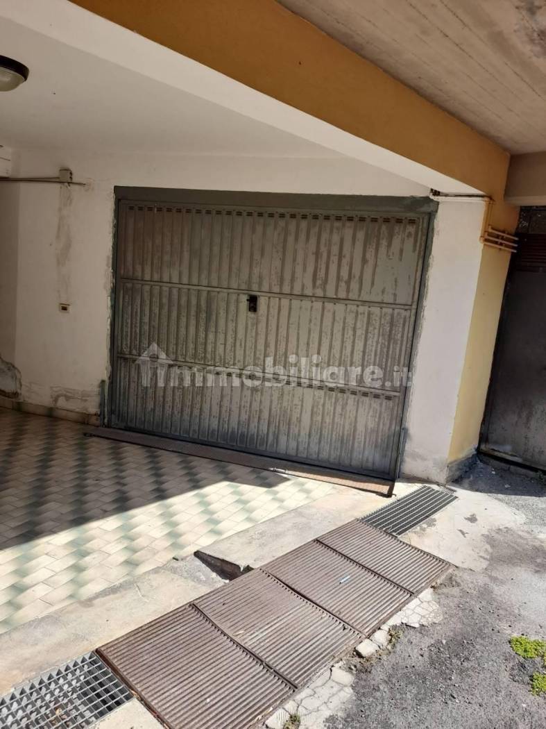 Posto auto - moto in Vendita