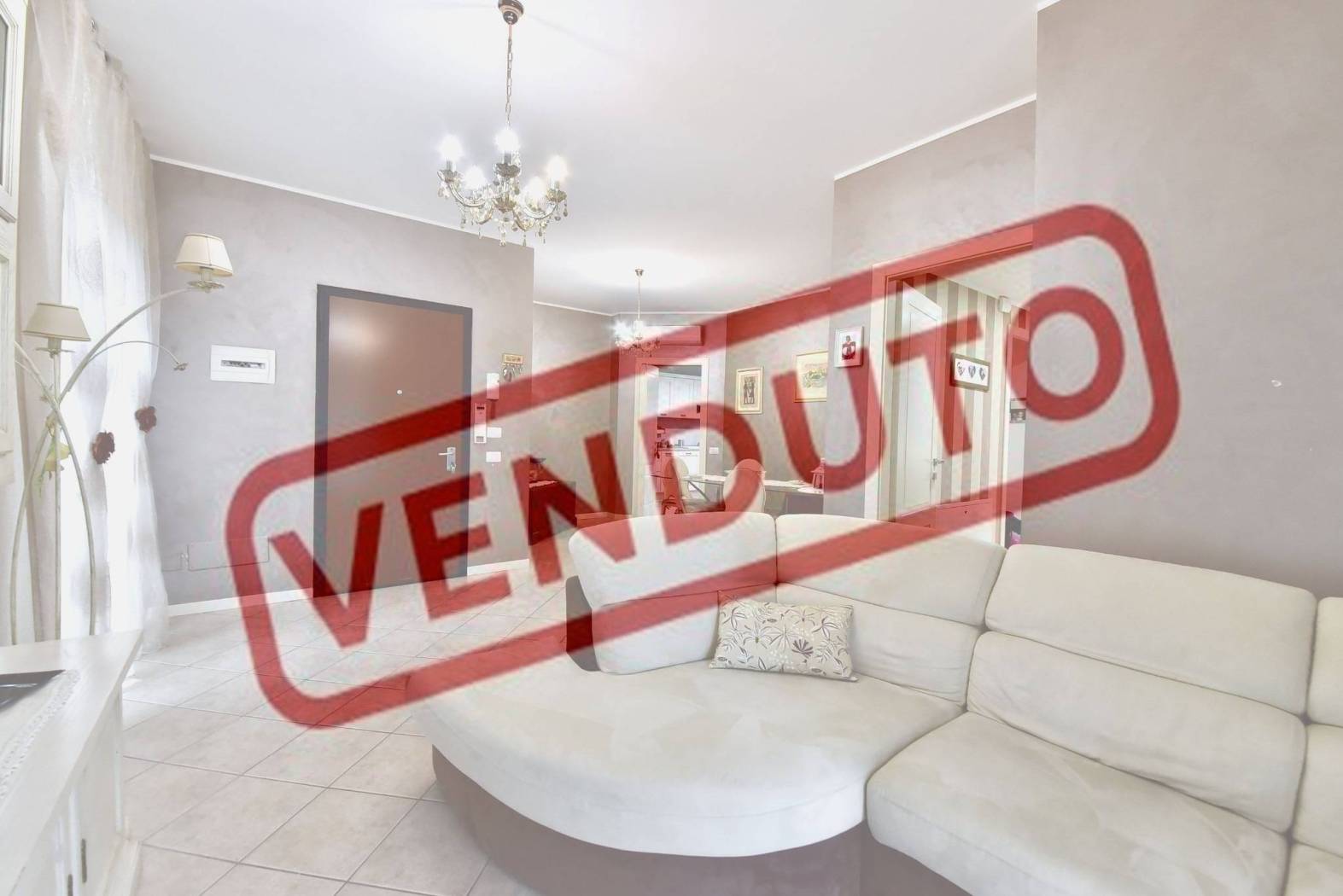 Trilocale via Ludovico Ariosto, Rovello Porro