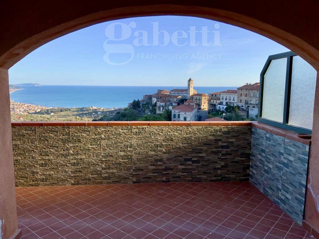 Appartamento via Iencarola, Casal Velino