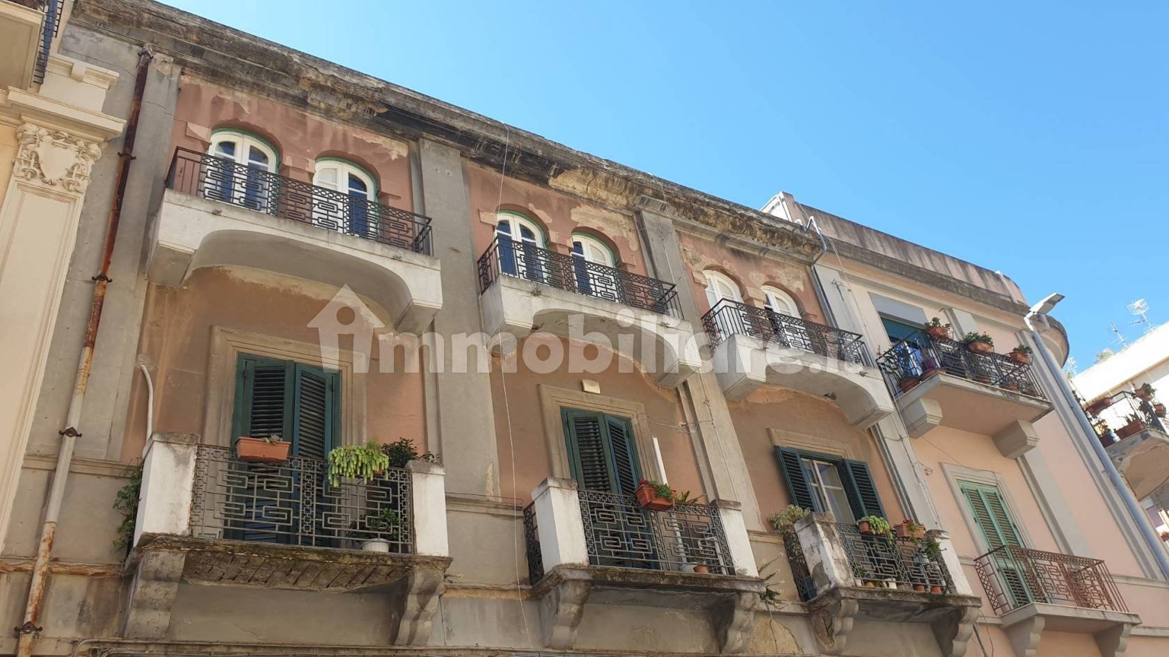 Quadrilocale via Santa Maria dell'Arco, Garibaldi, Messina