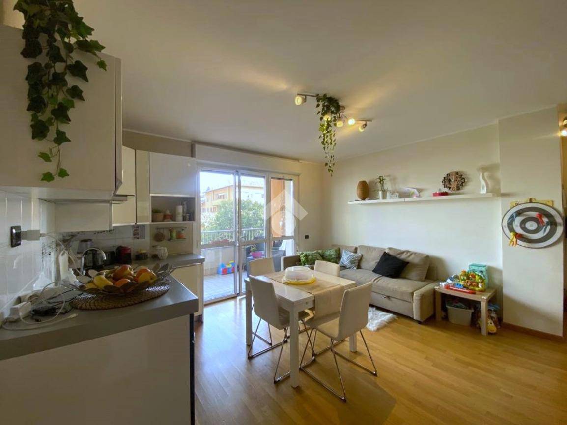 Trilocale viale Libertà 114, Viale Libertà, Monza