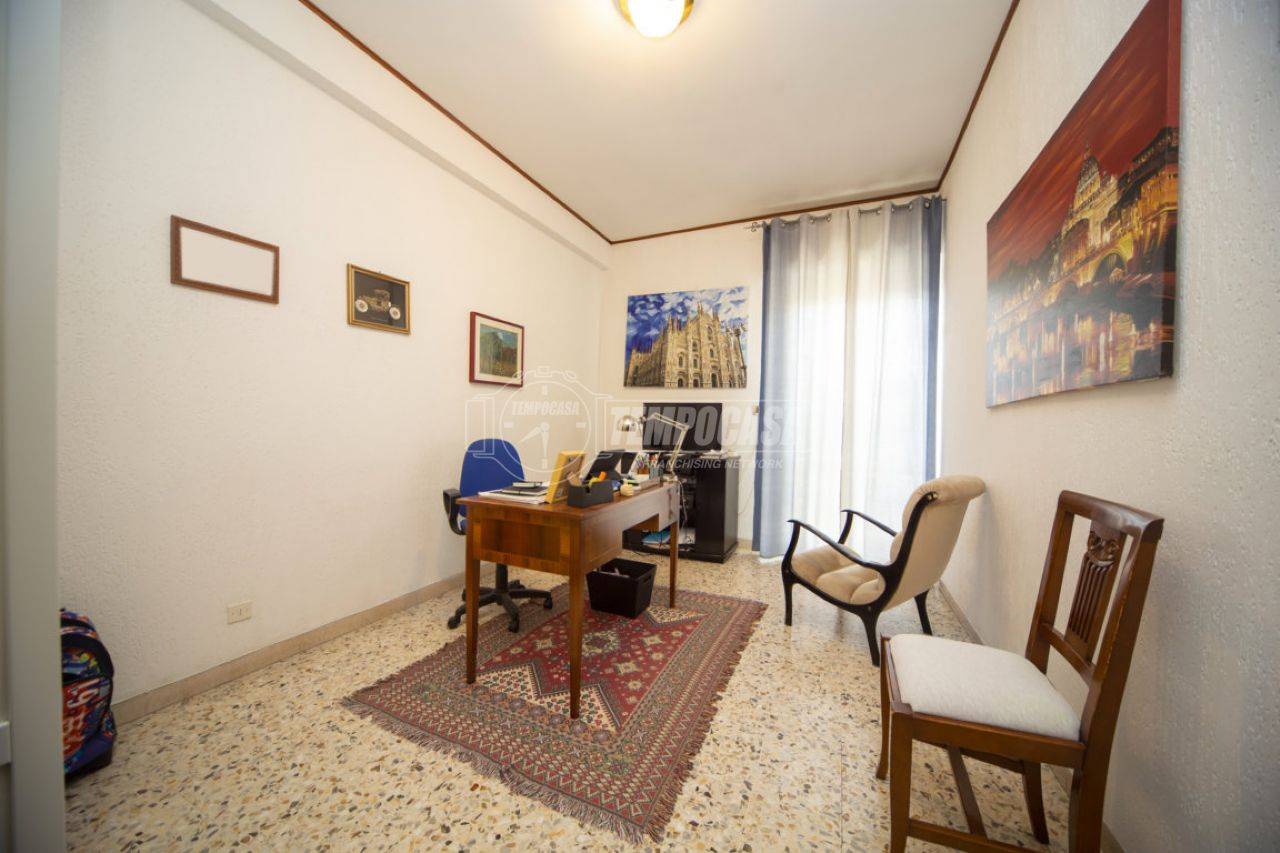 Quadrilocale via Leonardo da Vinci 43, Centro, Perugia