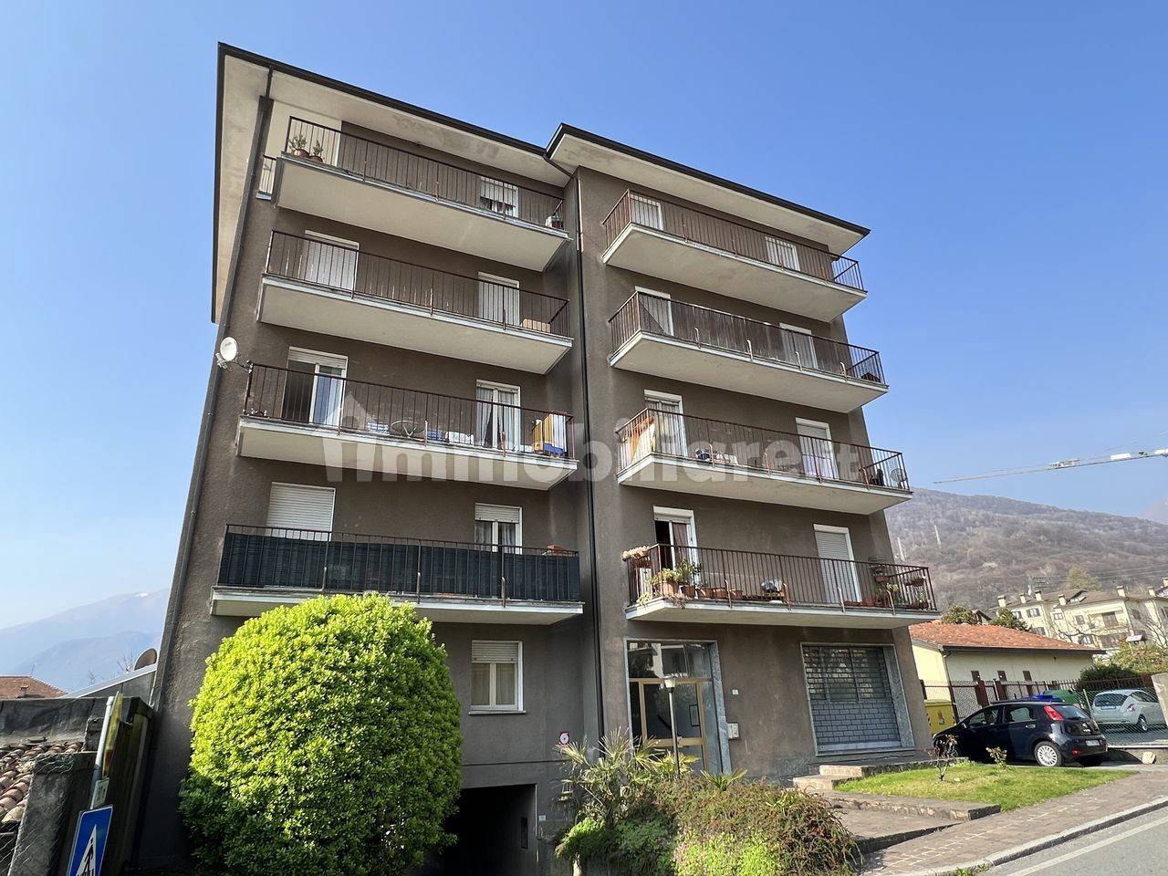 Appartamento cerviano 17, Gravedona, Gravedona ed Uniti