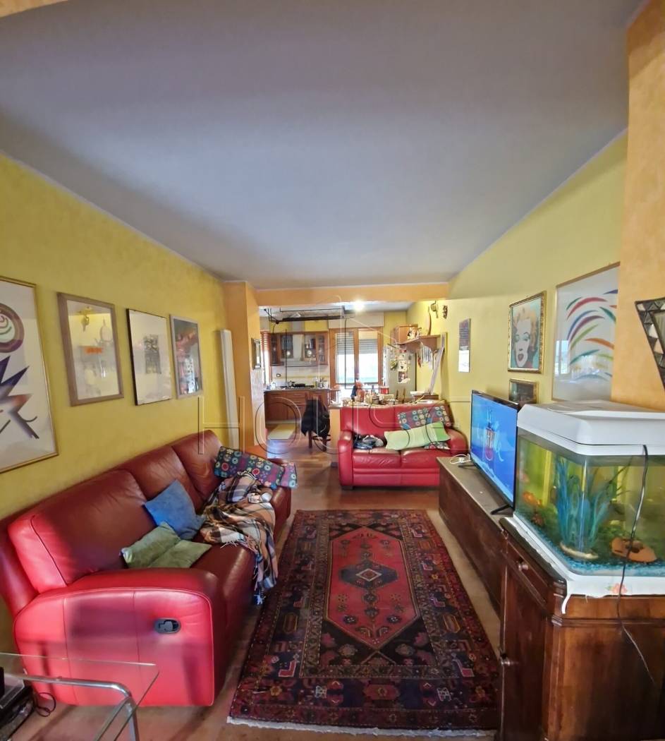 Appartamento buono stato, secondo piano, Ponte Felcino, Perugia