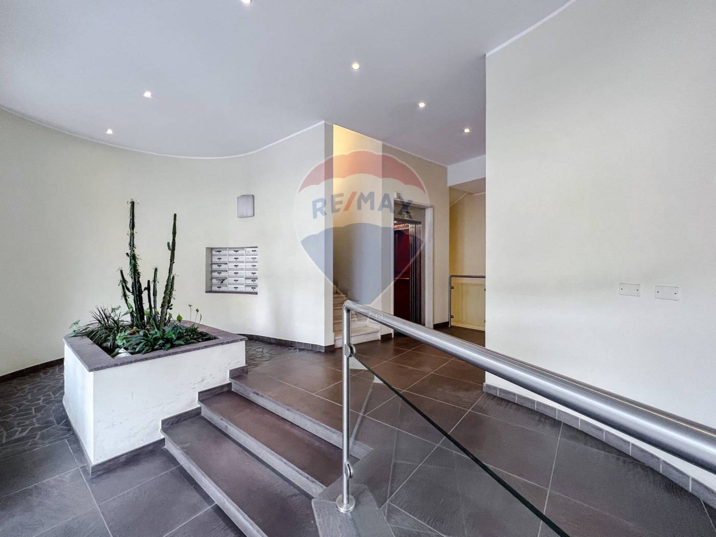 Trilocale via San Salvatore, Centro, Vercelli