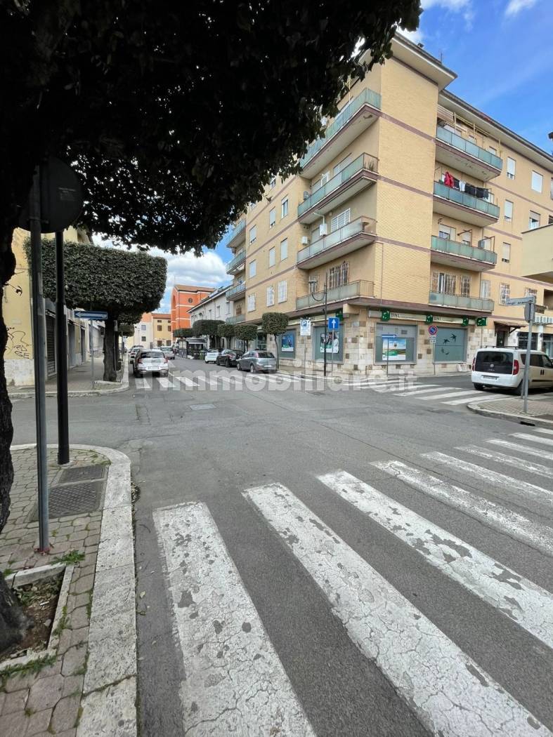 Quadrilocale via degli Aranci, Centro, Aprilia