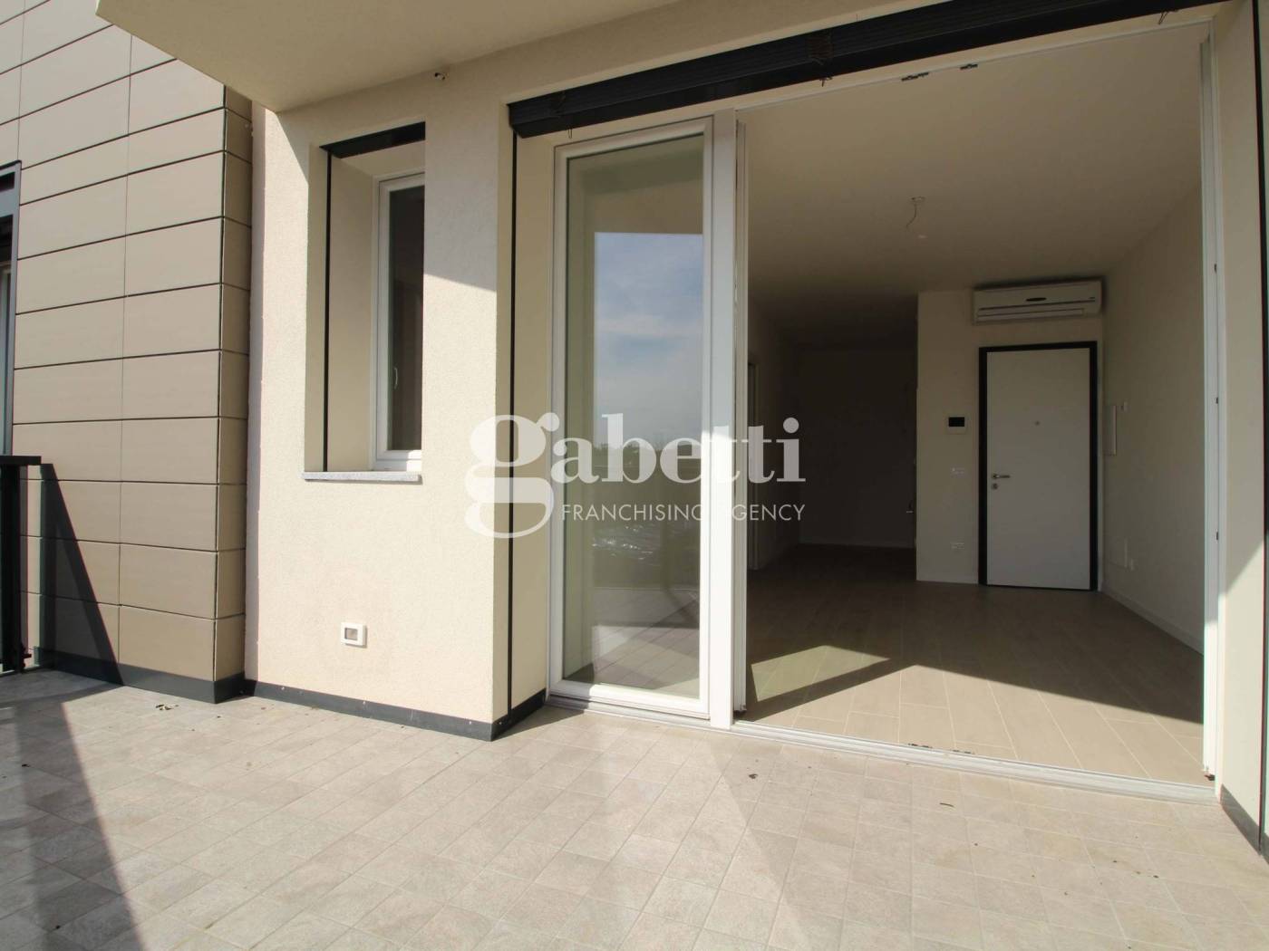 Monolocale via Scandellara 42, Massarenti, Bologna