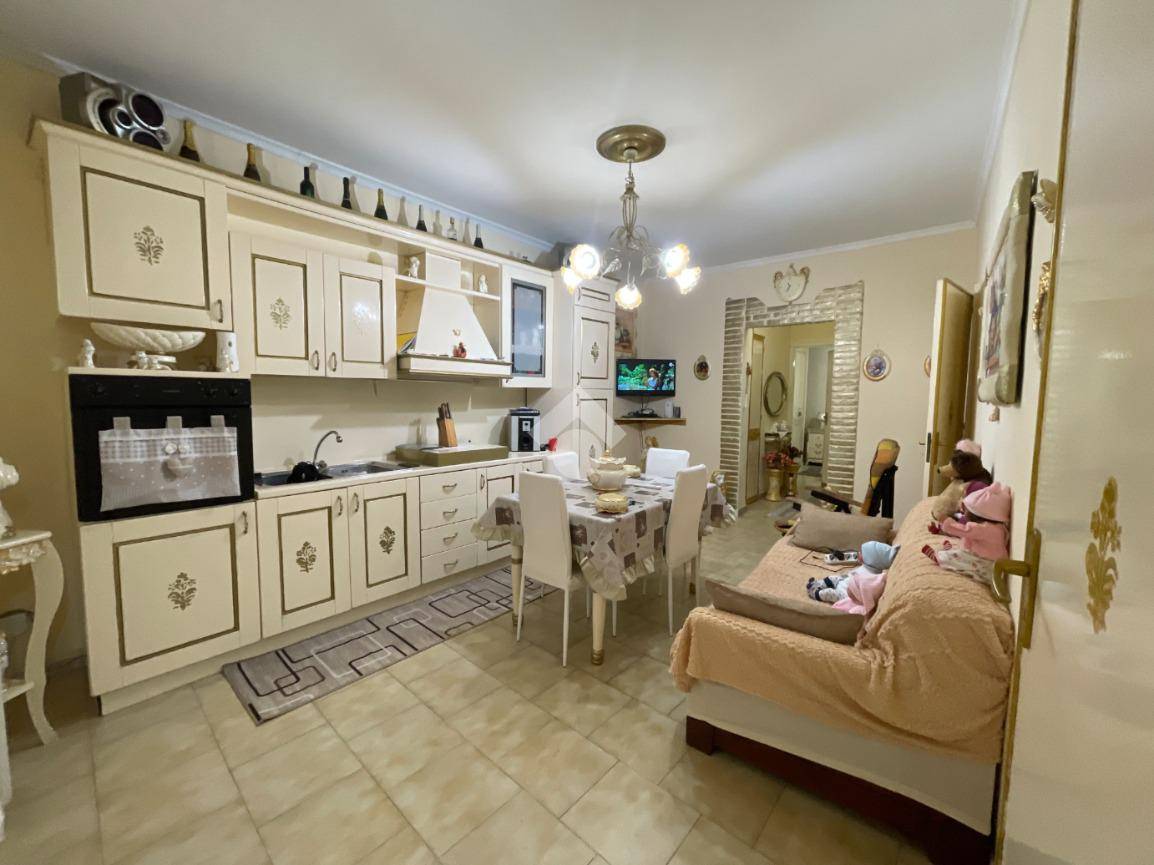 Trilocale Cortile Balate 25, Zisa, Palermo