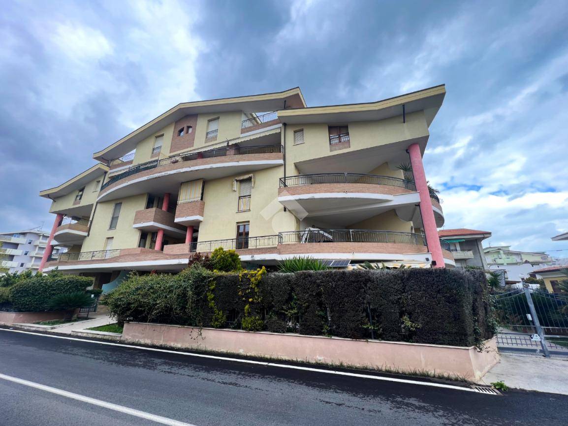 Trilocale via IV Novembre 11, Tortoreto Lido, Tortoreto