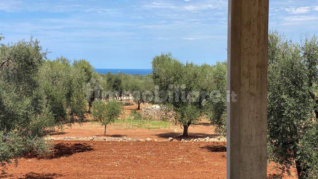 Villa unifamiliare, nuova, 11390 m², Carovigno