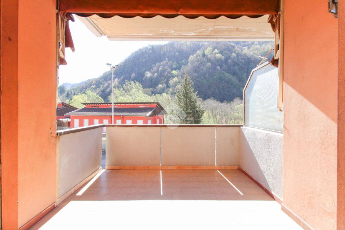 Trilocale piazza G. Perlasca, Vestone