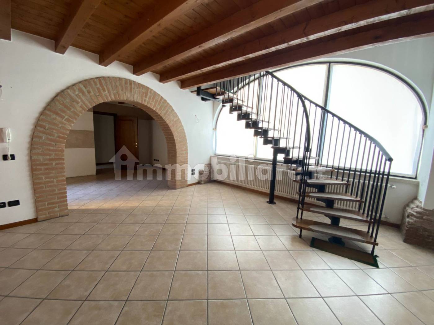 Trilocale via 26 Aprile 1945, Centro, Goito