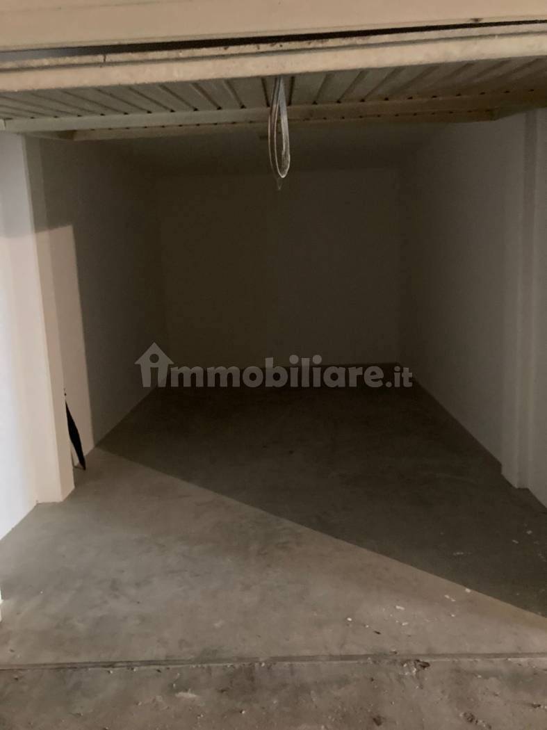 Garage - Box in Vendita