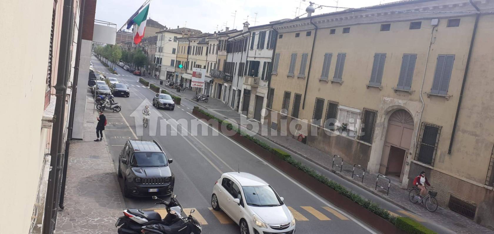 Appartamento via Giulio Romano, Centro, Mantova