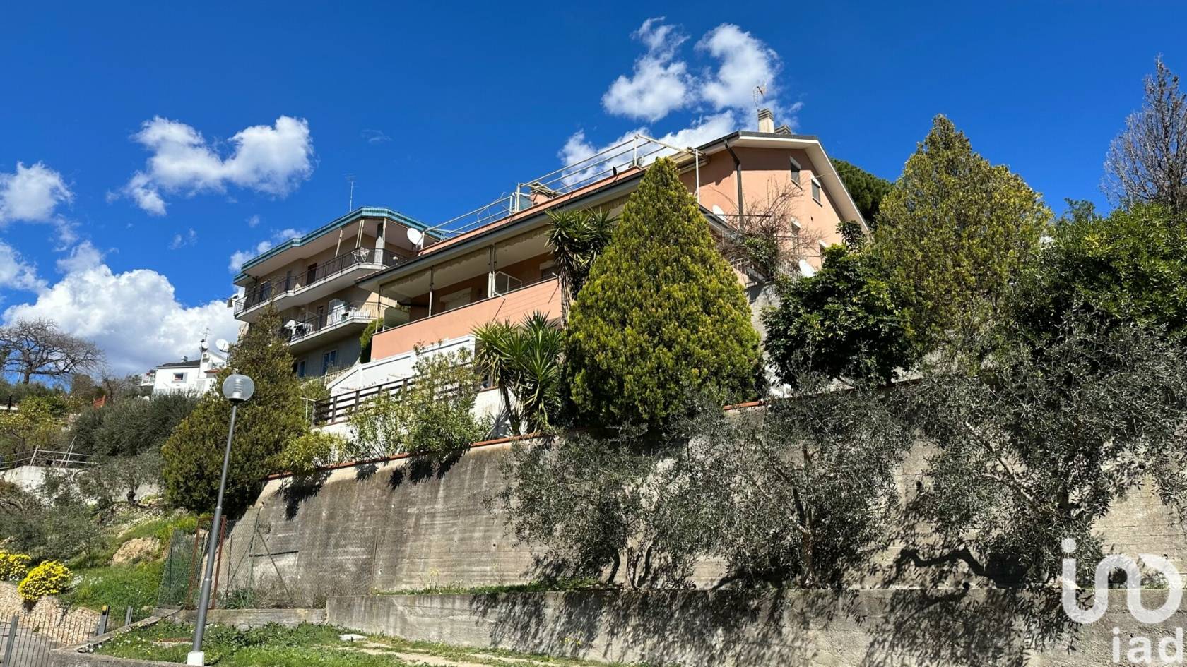 Bilocale via degli Alpini, Centro, Loano