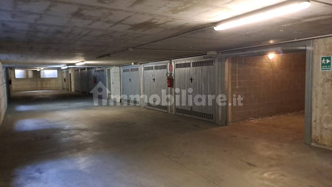 Garage - Box in Vendita