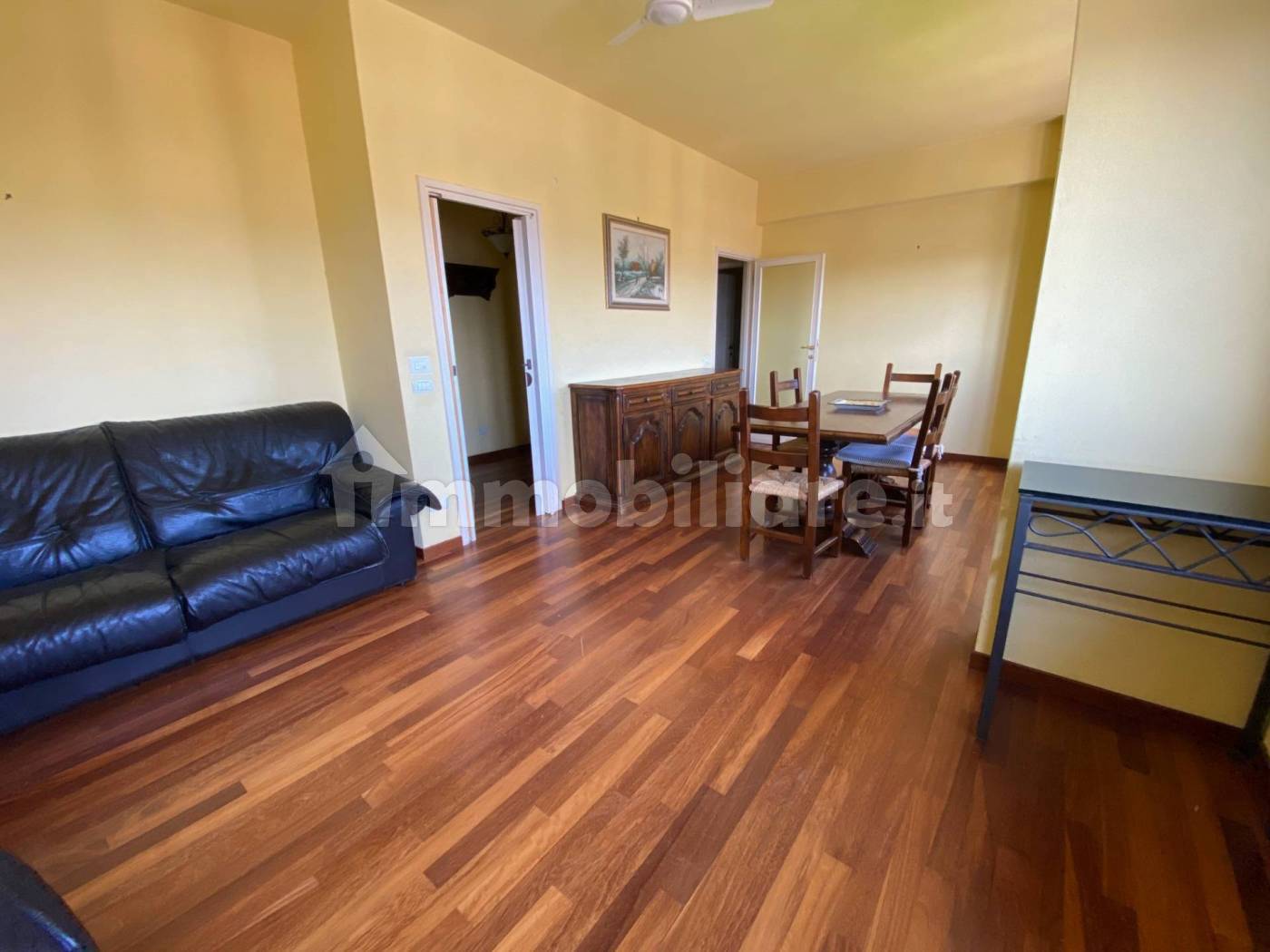 Quadrilocale via xx settembre 222, Centro, Viareggio