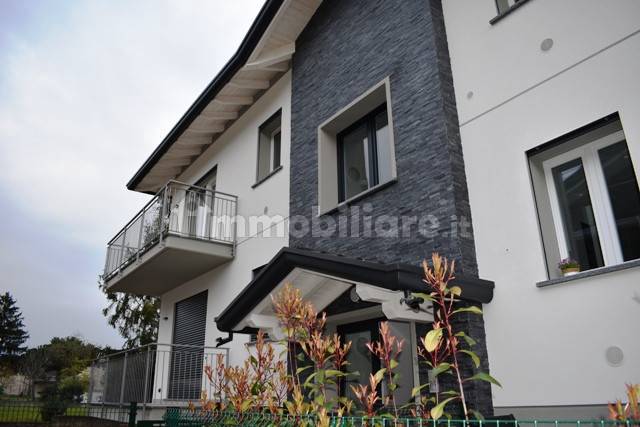 Trilocale nuovo, primo piano, Centro, Alzate Brianza