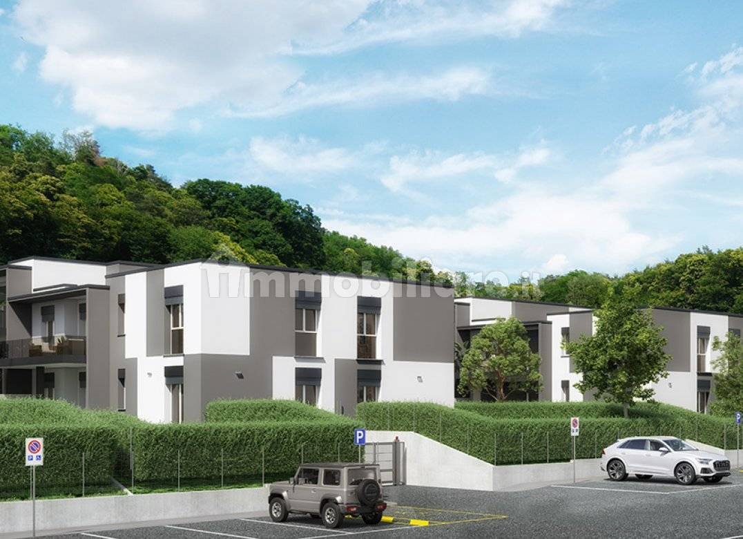 Trilocale via Ratti, Bizzarone